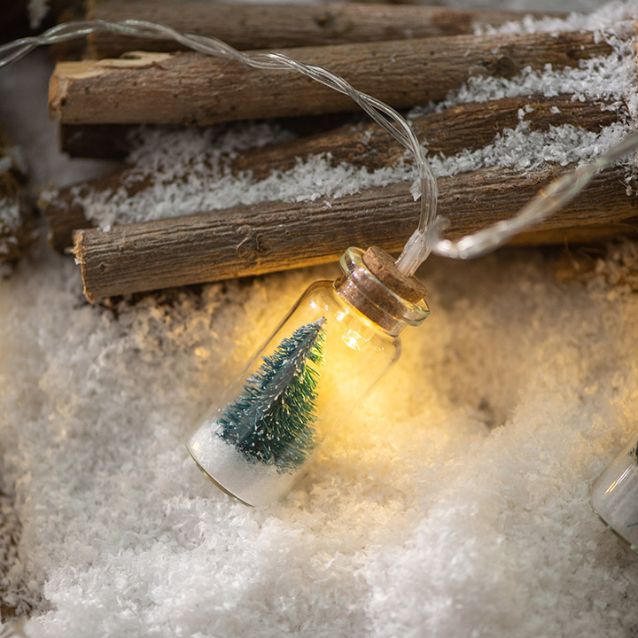 10 LED Glass Snowy Tree In Bottle String Lights_我的网站